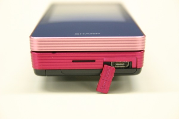 【フォトレポート】WILLCOM 03——実機の各部クローズアップ 13枚目の写真・画像 | RBB TODAY