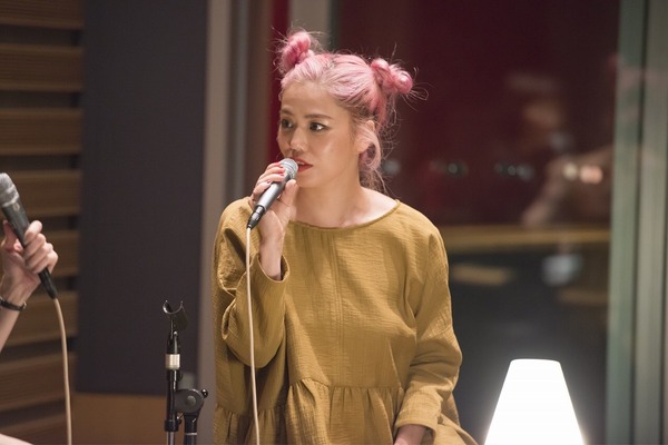 Chara、2年4ヵ月ぶりのアルバム発売！レコーディングスタジオで記念イベント | RBB TODAY