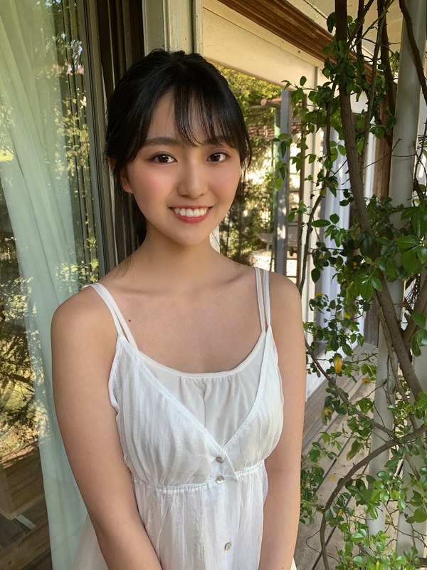 『ミスマガ2019』グランプリ・豊田ルナの18歳誕生日報告に祝福続々！ | RBB TODAY