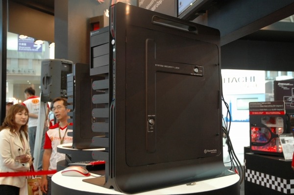 【COMPUTEX TAIPEI 2009（Vol.6）】台湾Thermaltake、BMWとのコラボケース！ 5枚目の写真・画像 | RBB ...