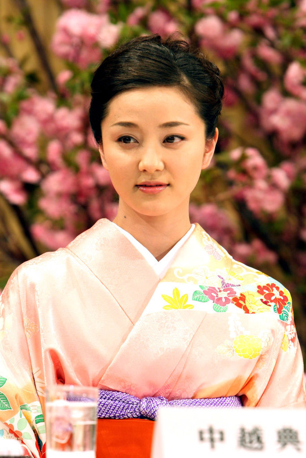 中越典子、『あさイチ』登場も何も話せず…博多大吉「なぜ今日呼んだんだ？」 | RBB TODAY