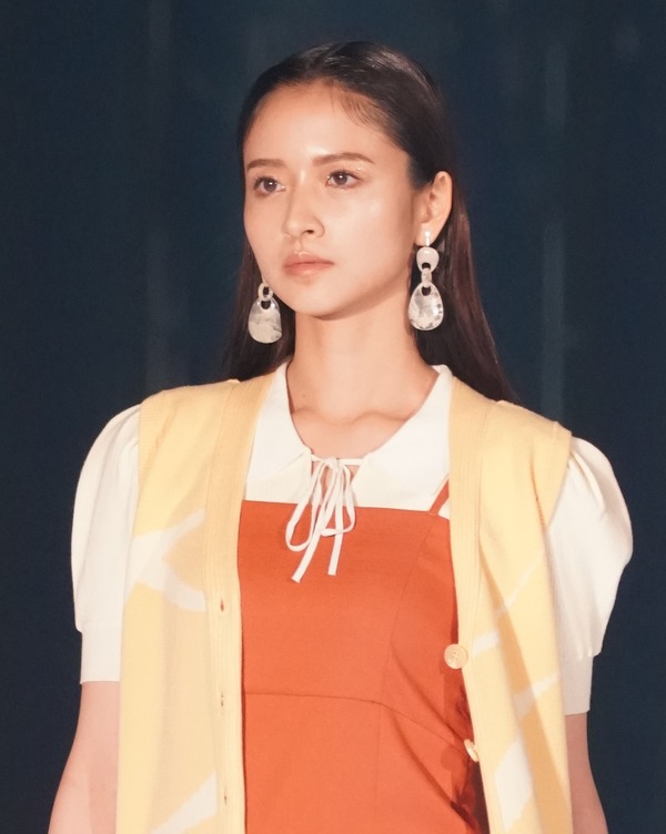 「かわいすぎる！」乃木坂46金川紗耶のJK制服姿に絶賛の声 | RBB TODAY