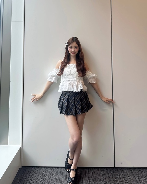 堀未央奈の“神スタイル”に釘付け…ミニスカ美脚ショット投稿 1枚目の写真・画像 | RBB TODAY