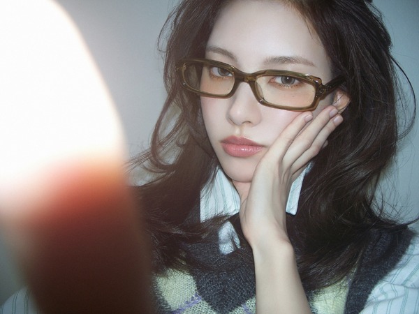 ILLITメンバーがおてんばファッションに！ 3rdミニアルバム『bomb』コンセプトフォトを公開 | RBB TODAY